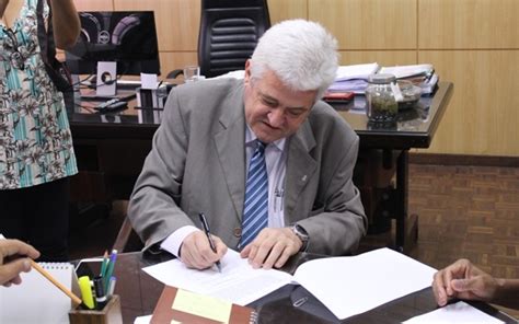 Reitoria e Sintuperj assinam Termo de Compromisso de Saída de Greve