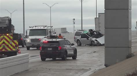 Traffic Alert At Least 1 Injured In Crash On I 35 Sb In Temple
