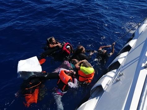 Six Migrants Die At Sea After Greek Pushback Turkey Says