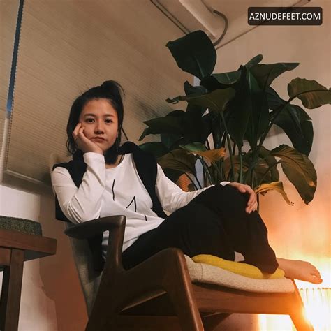 RENCI YEUNG Feet AZNudeFeet