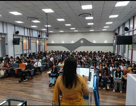 Again Jecrc University Jecrc Incubation Centre Cake Up With Another