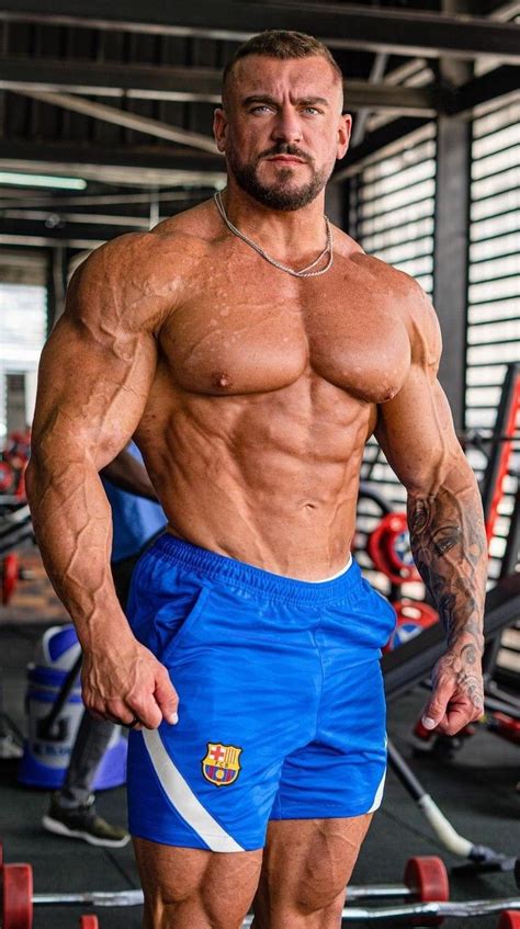 Daria Male Fitness Models Mackay Bodybuilders Mens Fitness Swim