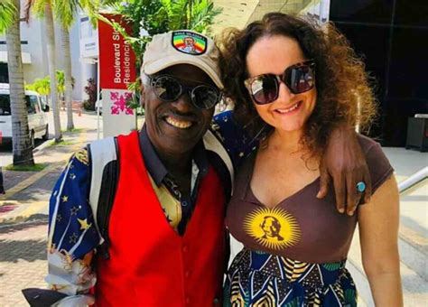 Aelyssa Darragi enceinte Alpha Blondy annonce l arrivée de son 13è