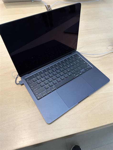 Rjey On Twitter Midnight Macbook Air Looks So Good In Person 😍🔥