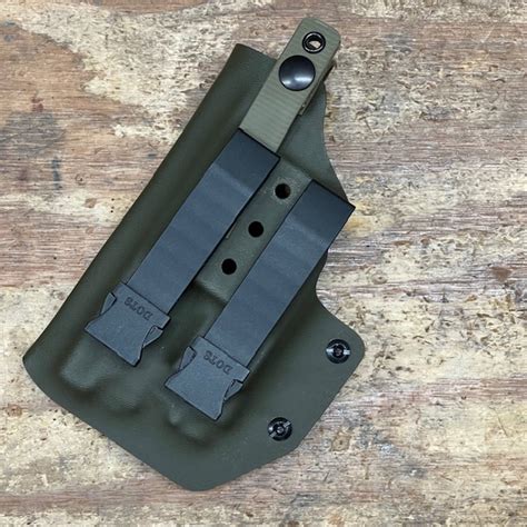 Molle Clip Ares Tactical
