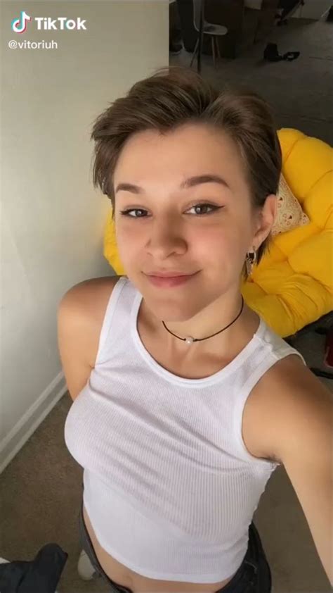 Pixies And Boy Cuts Pixie Cuts And Hairstyles Girls Short Haircuts