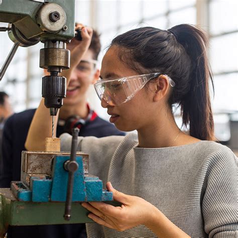 First Year Engineering Foundation Courses And Uq Innovate Faculty Of