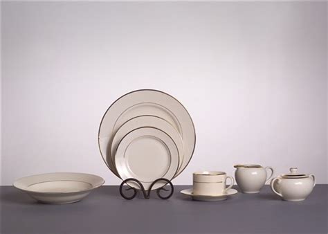 China Dinnerware Alexis Party Rental