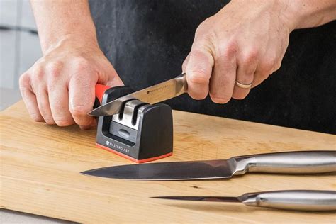 How To Sharpen Kitchen Knives A Comprehensive Guide Entelechy