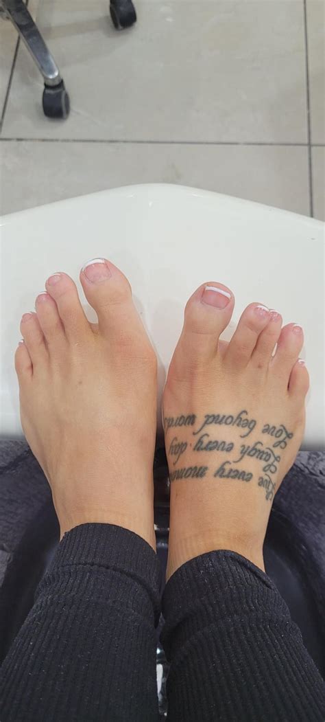 Whats Your Favourite Toes Or Soles 🤍 Rfeetflirt