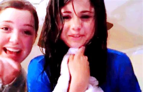 Selena Gomez  Find And Share On Giphy