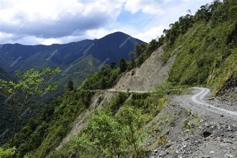 Camino De La Muerte Camino De La Muerte Yungas Carretera Norte Entre La