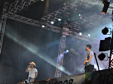 G1 Sensualidade Foi Destaque Em Show De Munhoz E Mariano Na Expoac