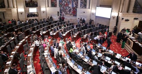 Las Eps Tienen Embolatados 12 Billones De Pesos De La Salud Denunció