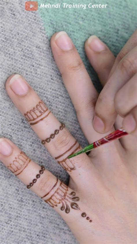 Pin Di Giedre Jasinskiene Su Heena Tatuaggi Con Henna Tatuaggio