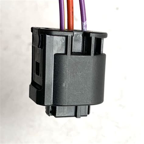 Tyco 1-1452050-1 3 Pin автомобильного Pbt Gf10 разъем - Auto-Kiev