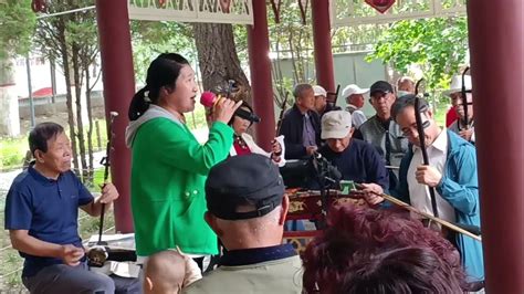 甘肃礼县妹子嗓音好，高低音应用自如，曲折高亢的曲调能顶上去 Youtube