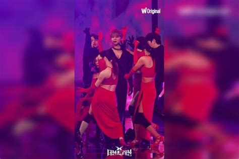 《double Trouble》孝琳x26xia《成人礼》xia竖版直拍视频，金俊秀出道以来第一支直拍！直拍成人礼double