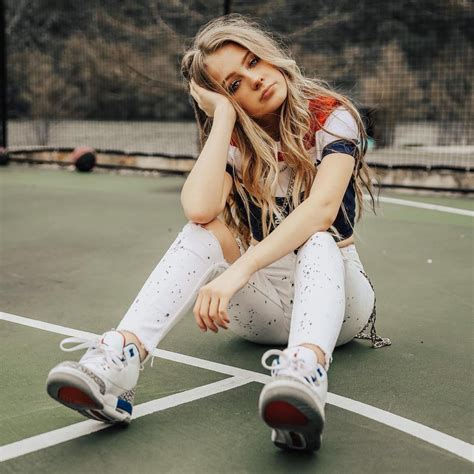 Lexi Drew Social Media 03122018 • Celebmafia