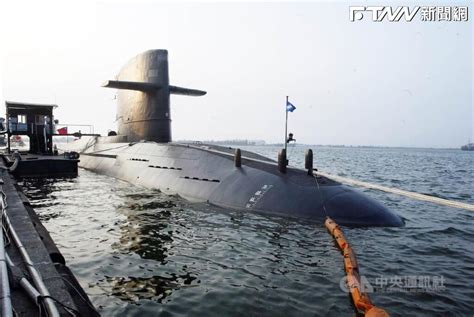 海軍：田單艦尋獲紅色救生衣 初判海虎潛艦所有 Ftnn 新聞網
