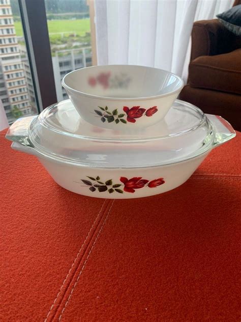 Pyrex Cookware Furniture And Home Living Kitchenware And Tableware