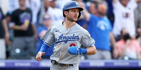 Dodgers Extend Qualifying Offers To Trea Turner Tyler Anderson