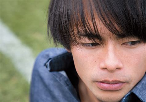 サッカーu 24日本代表・三笘薫川崎「普段の僕は悪い男です」秘密のプライベート Ananニュース マガジンハウス
