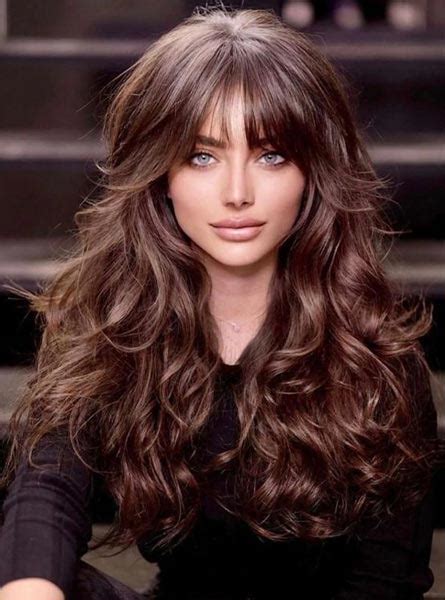 ۵۰ مدل مو پروانه ای برای موهای بلند و کوتاه آموزشگاه رز سرخ