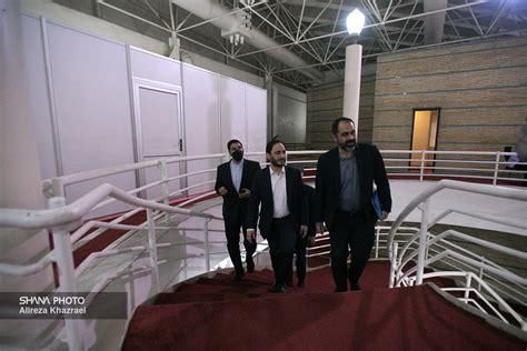 شانا بازدید سخنگوی دولت از ستاد خبری بیست‌وهفتمین نمایشگاه نفت