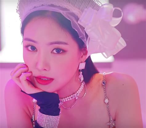 Apink에이핑크 Eung Eung응응 2019 Beauty Inside Beauty Lavender