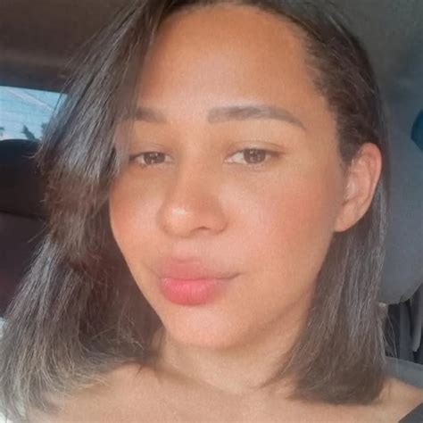 Kecia Cibelle Ribeiro Keciacibelle Threads Say More