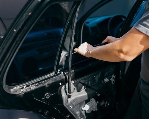 Professional Side Window Replacement With High Quality Oem Parts