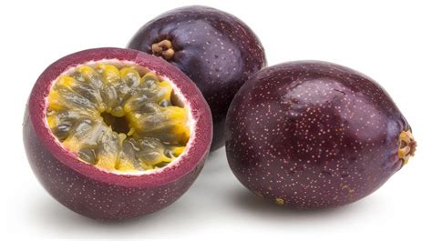 신선 한 마라쿠야 과일 은 열정 과일 이라고도 불린다 Ai 생성 이미지