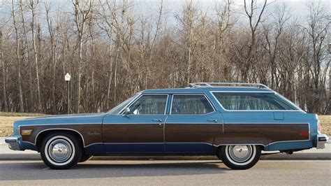 1975 Oldsmobile Custom Cruiser Wagon T138 Indy 2016
