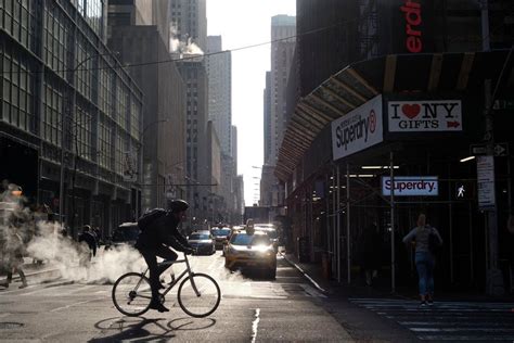 最优化计算与matlab实现 粒子群优化算法带压缩因子的粒子群算法 知乎