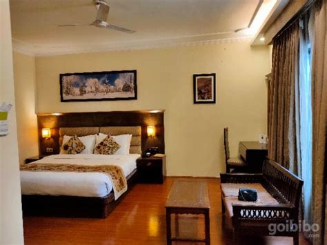 Lemon Tree Hotel Srinagar Hotel Srinagar Reviews Photos And Offer