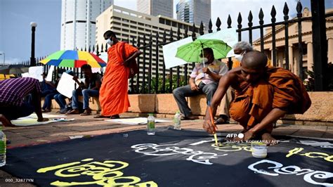 IN PHOTOS Protests Continue In Sri Lanka Over Deepening Economic Crisis