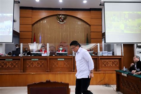Ferdy Sambo Dituntut Penjara Seumur Hidup Keluarga Brigadir J Minta