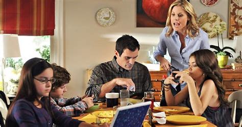 Las Tecnologia En El Hogar Desconectados En La Familia