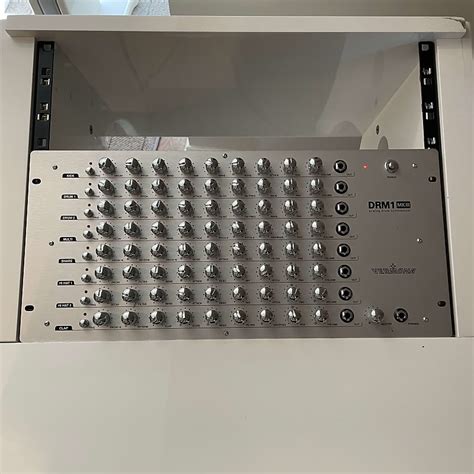 Vermona Drm1 Mkiii Deluxe Cv Trigger Analogue Drum Machine Reverb
