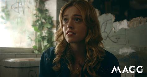 Sex Education Aimee Lou Wood Sofreu De Bullying Na Escola — Chamavam Lhe Bugs Bunny