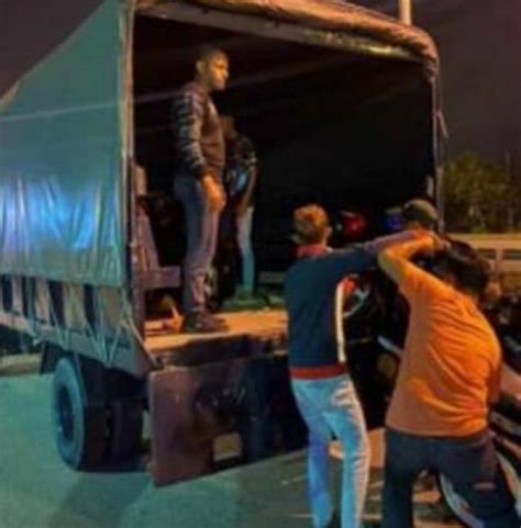 巴力拉惹─亚依淡路 沦为飙车族赛道 警方捉5“超人” 柔佛圈