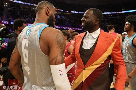 追梦詹姆斯从不会停止训练 度假也在保养身体nba新浪竞技风暴新浪网