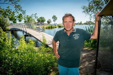 Adri Verkoopt Zijn Camping Na 40 Jaar Aan Frans Bedrijf Twijfelde Of