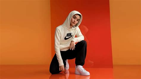 How To Wash Your Hoodie So It Stays Soft And Fluffy