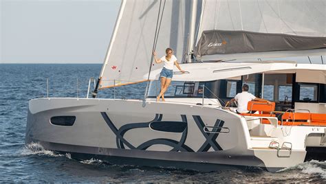 Navega Por El Mediterráneo Con Estilo Nuevos Catamarán Excess Disponibles Para Alquilar Dream