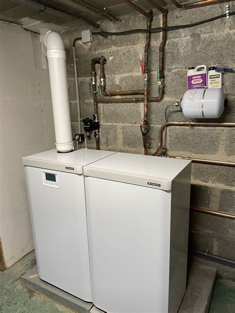 Installation a lagny sur marne d une chaudière gaz frisquet prestige kw avec ballon upec
