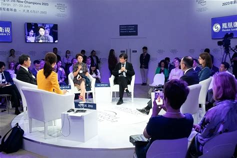 Tcl魏雪参加2023夏季达沃斯论坛，谈科技引领人与自然的共生之道——人民政协网