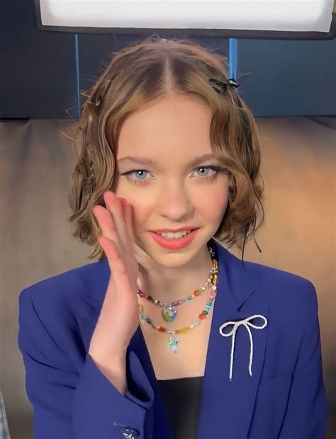 Pin By Valery On Emma And Isabel Myers Emma Myer Jenna Ortega