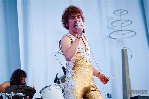 Greta Van Fleets Josh Kiszka Publicly Comes Out